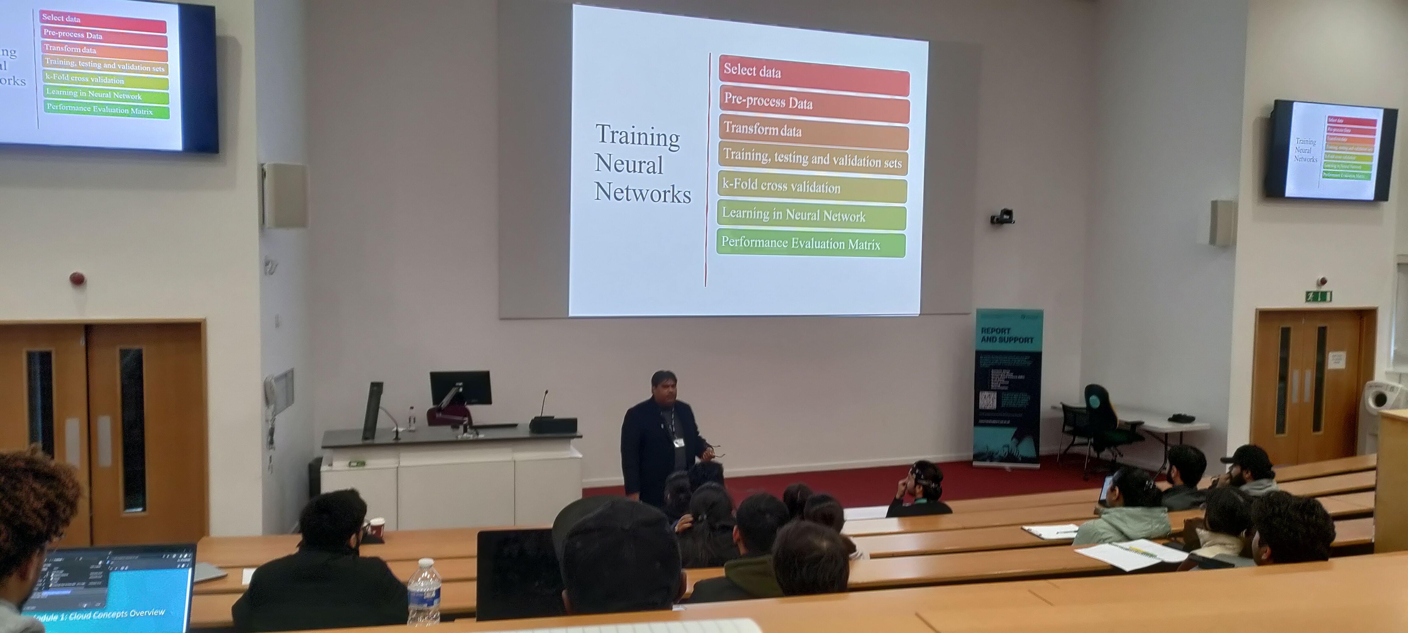 University of East London Admission: Acceptance Rate, Application Deadlines & Requirements